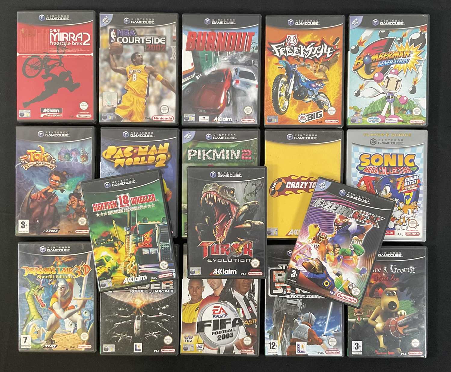 Lot 483 - NINTENDO GAMECUBE - A group of Nintendo