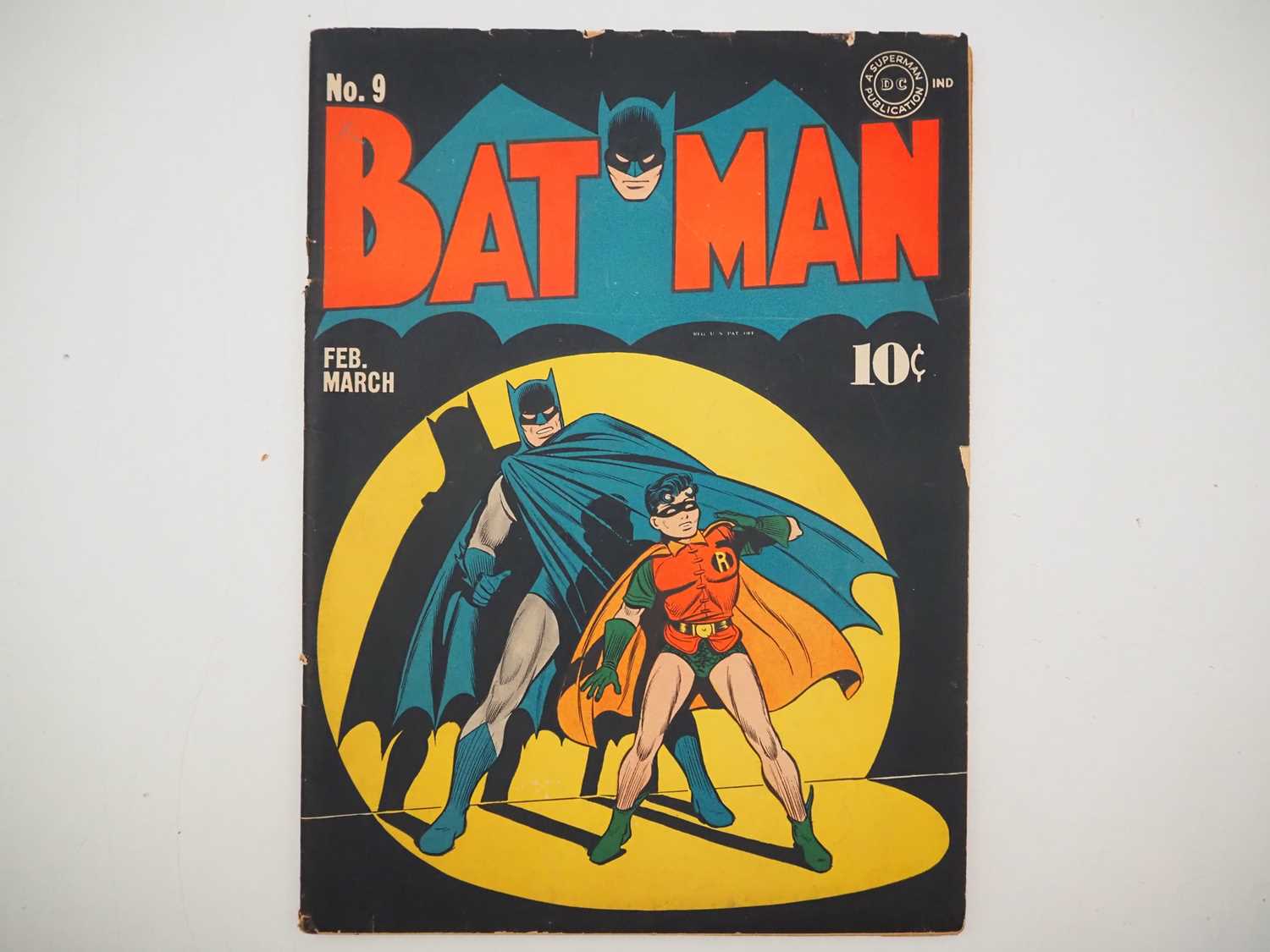 Lot 487 - BATMAN #9 (1942 - DC) - Iconic cover art by