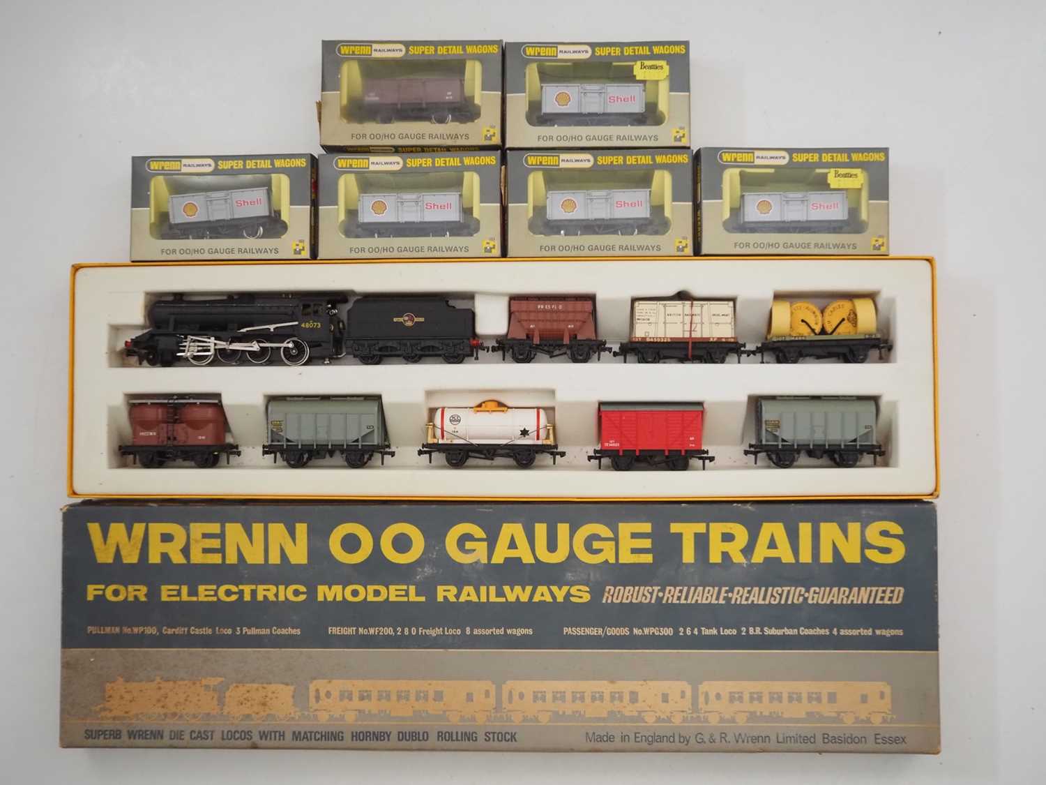 Lot 219 - WRENN OO gauge WF200 Freight Train set