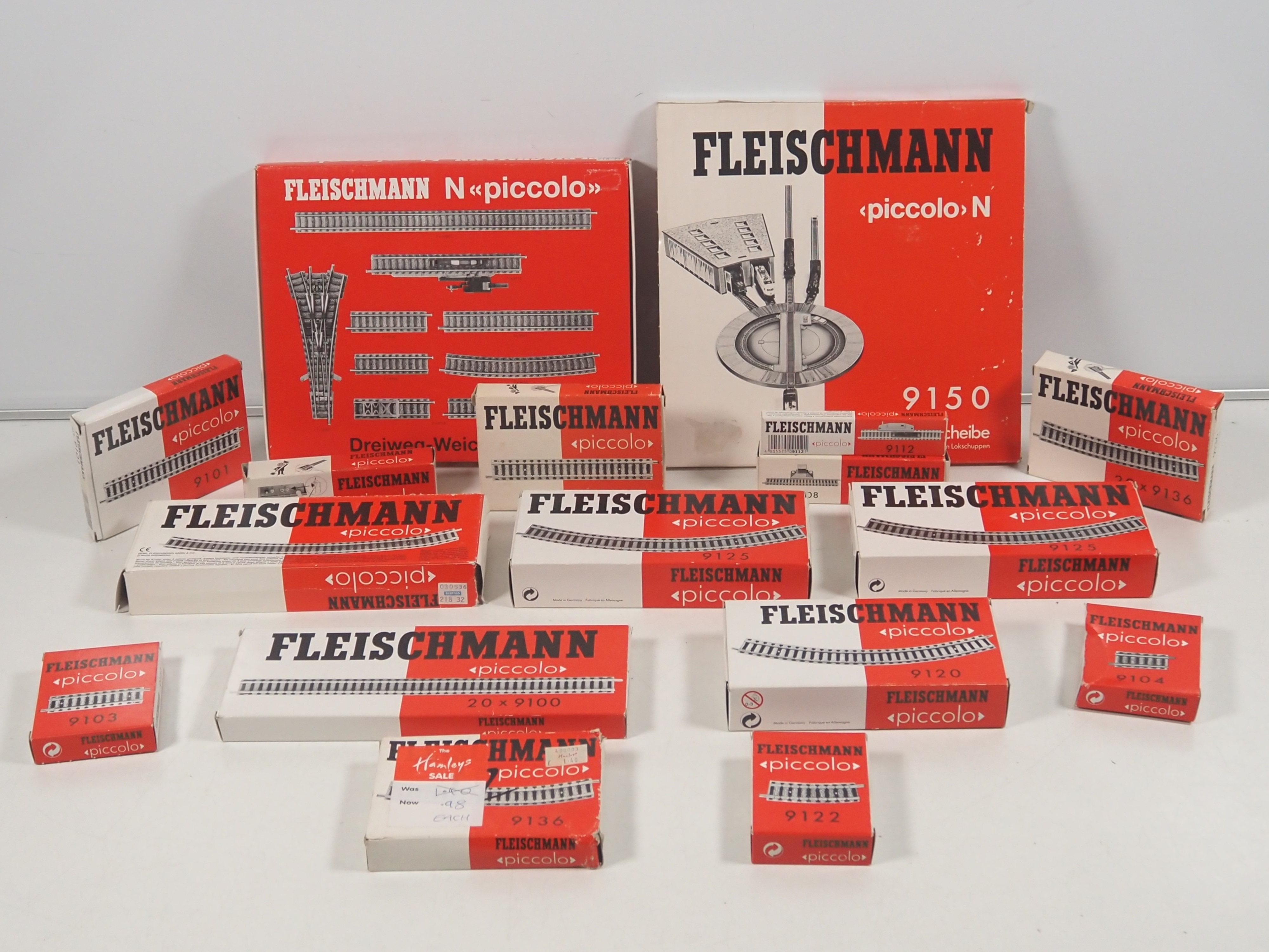 Lot 10 - FLEISCHMANN N gauge boxed Piccolo track, to