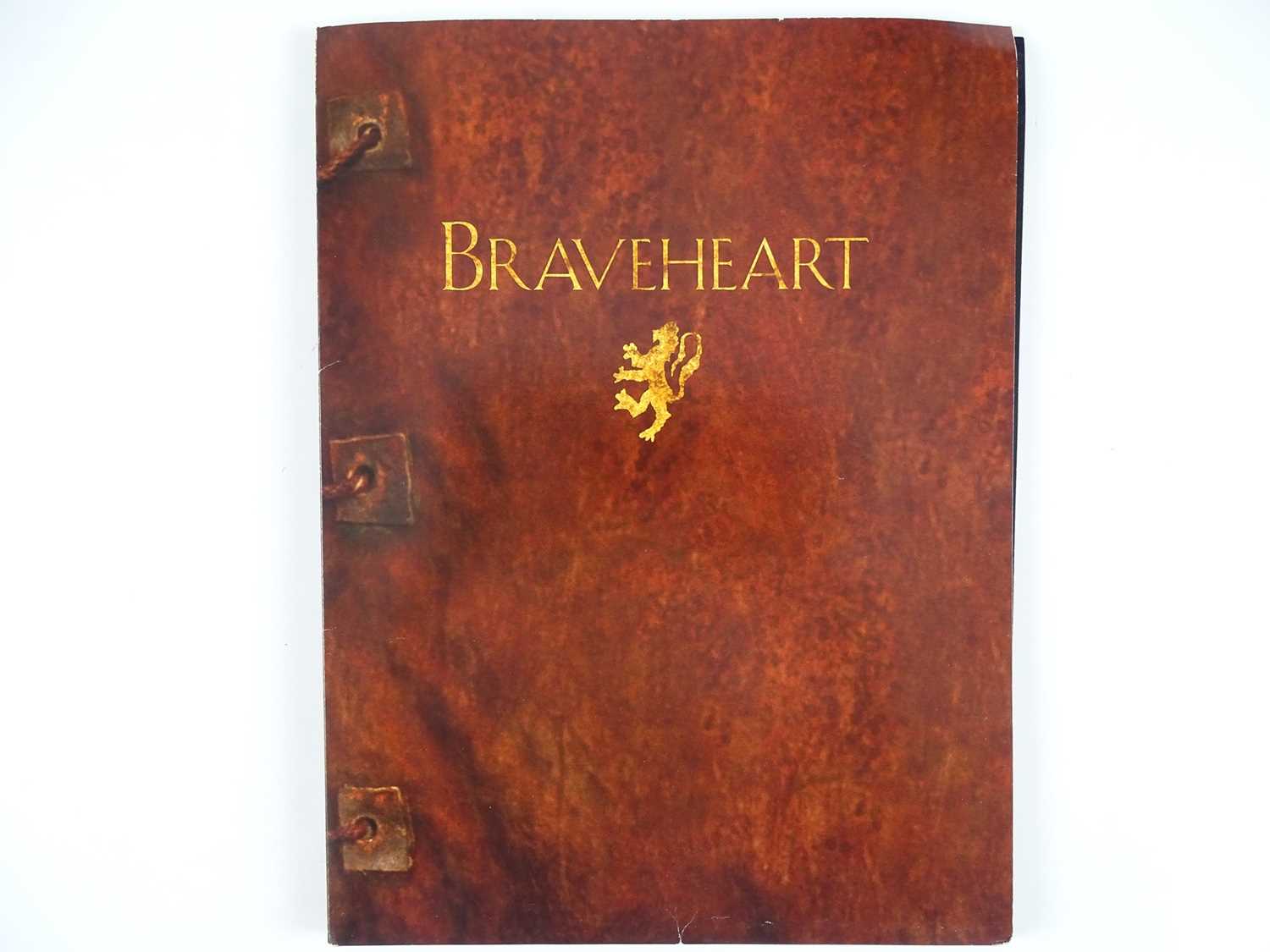 Lot 13 - BRAVEHEART (1995) - PRODUCTION FOLDER AND